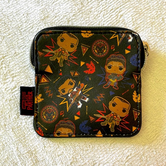 Funko | Accessories | Funko Marvel Studios Black Panther Coin Purse 4 X ...